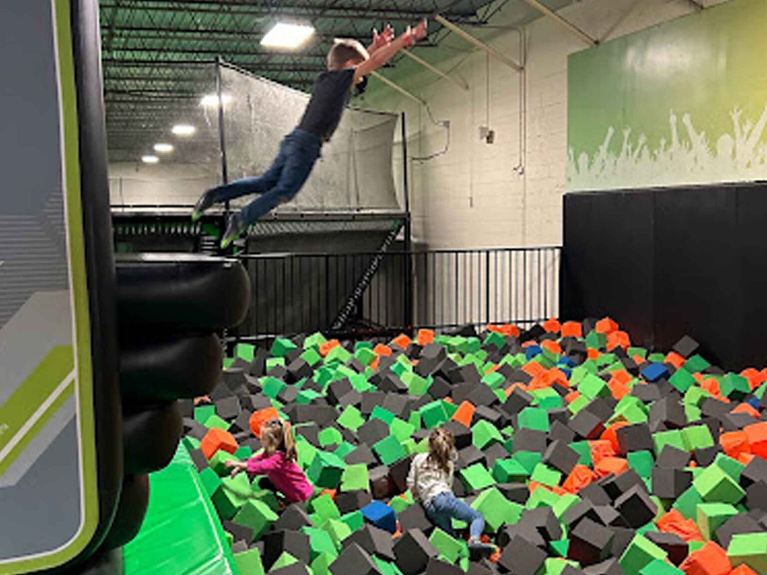 Airbound Memberships - Amazing discounts and perks